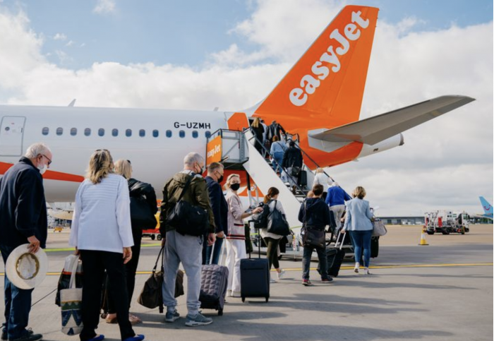 easyJet expands popular Twilight Bag Drop service to Edinburgh | News ...