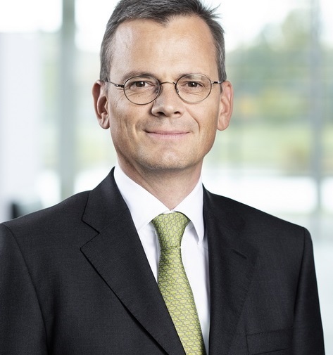 Airbus appoints new chief financial officer as management shakeup ...