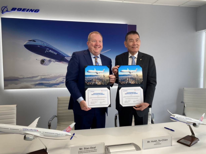 China Airlines Signs Firm Orders for Eight Boeing 787 Passenger Aircraft at Paris Air Show ...