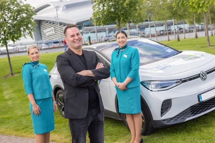 Aer Lingus teams up with Uber to reward AerClub members with Avios on ...