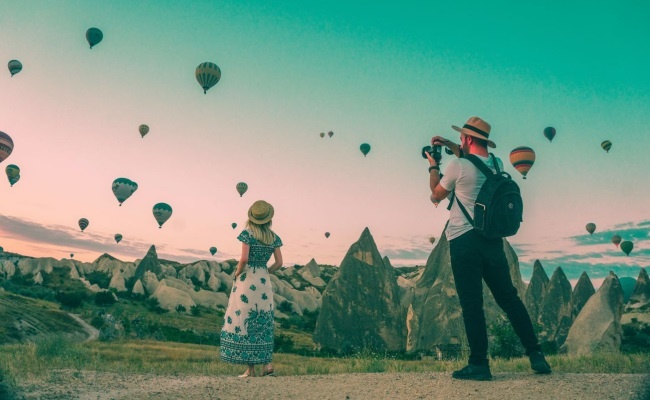 How to become a full-time traveler? 5 ways to make it happen | Focus ...