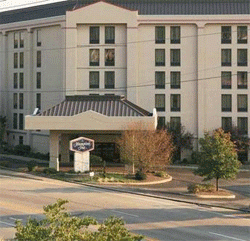 Hampton Inn Cincinnati Riverfront Completes ‘Total Hotel Makeover ...