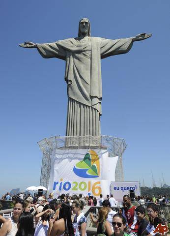 All eyes on Rio as the flag hands over | News | Breaking Travel News