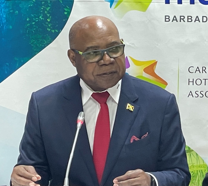 JAMAICA’S MINISTER OF TOURISM ANNOUNCES ONE MILLION VISITOR ARRIVALS TO ...